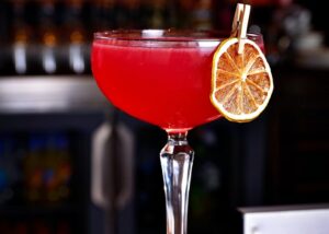 7 Drinks Incríveis E Fáceis Com Vodka Para Fazer Em Casa!